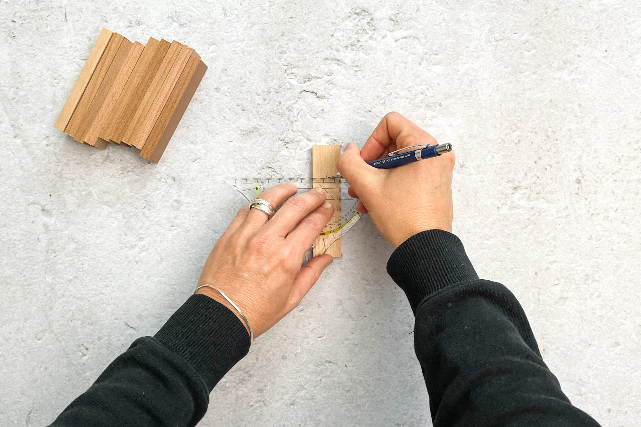 DIY Topfuntersetzer aus Holzleisten / LouMalou.ch